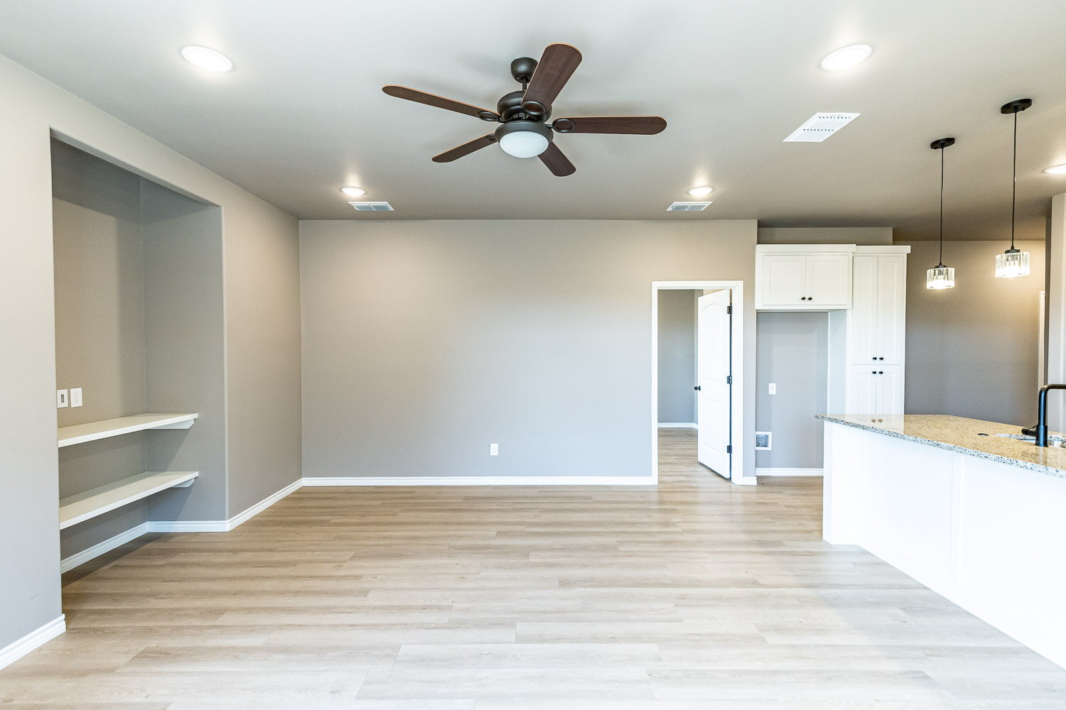 1607 A N Avenue O - A Shallowater, TX 79363 | Location Rentals